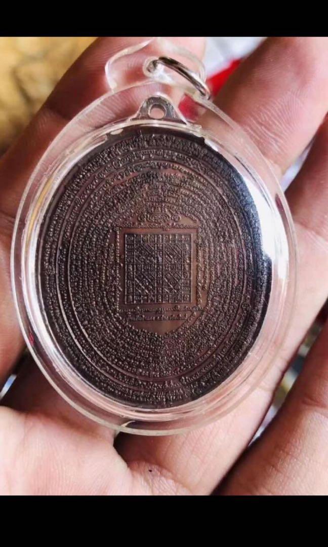 Archan Vorapon AJ Bes, Hobbies & Toys, Memorabilia & Collectibles ...