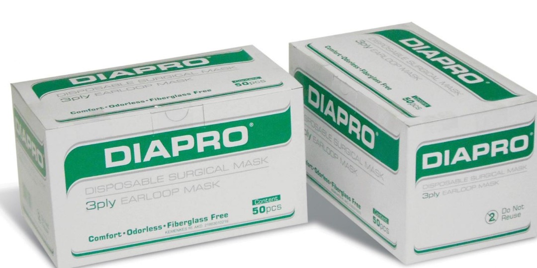 Diapro Face Mask (Red), Health & Nutrition, Face Masks & Face Shields ...