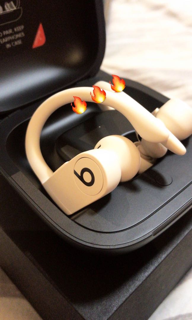 Power Beats Pro Ivory White, Audio, Earphones on Carousell