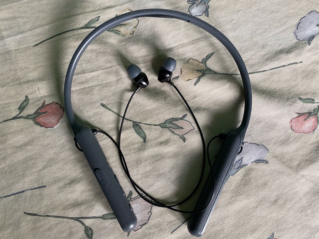 Sony WI-C400 wireless stereo headset, Audio, Headphones & Headsets on ...
