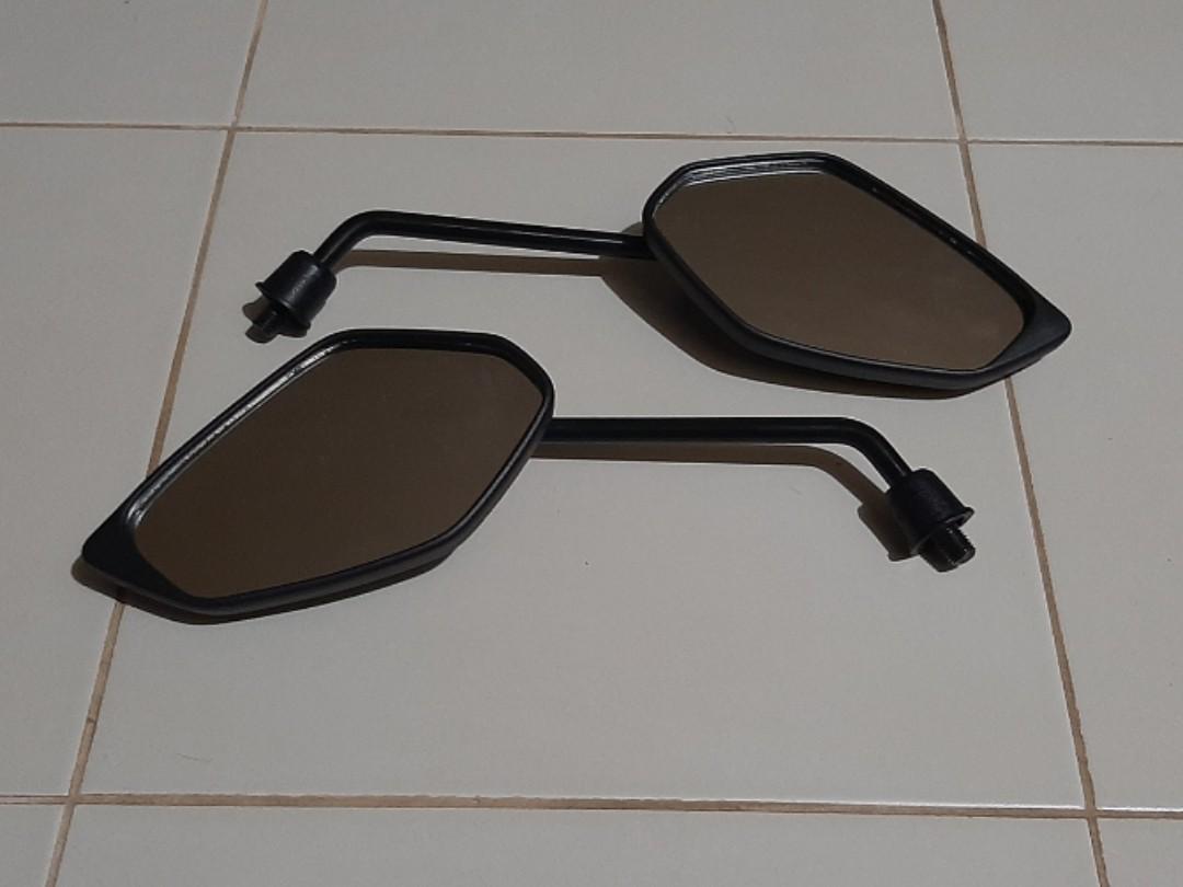 Yamaha Side Mirror, Motorcycles, Motorcycle Accessories on Carousell