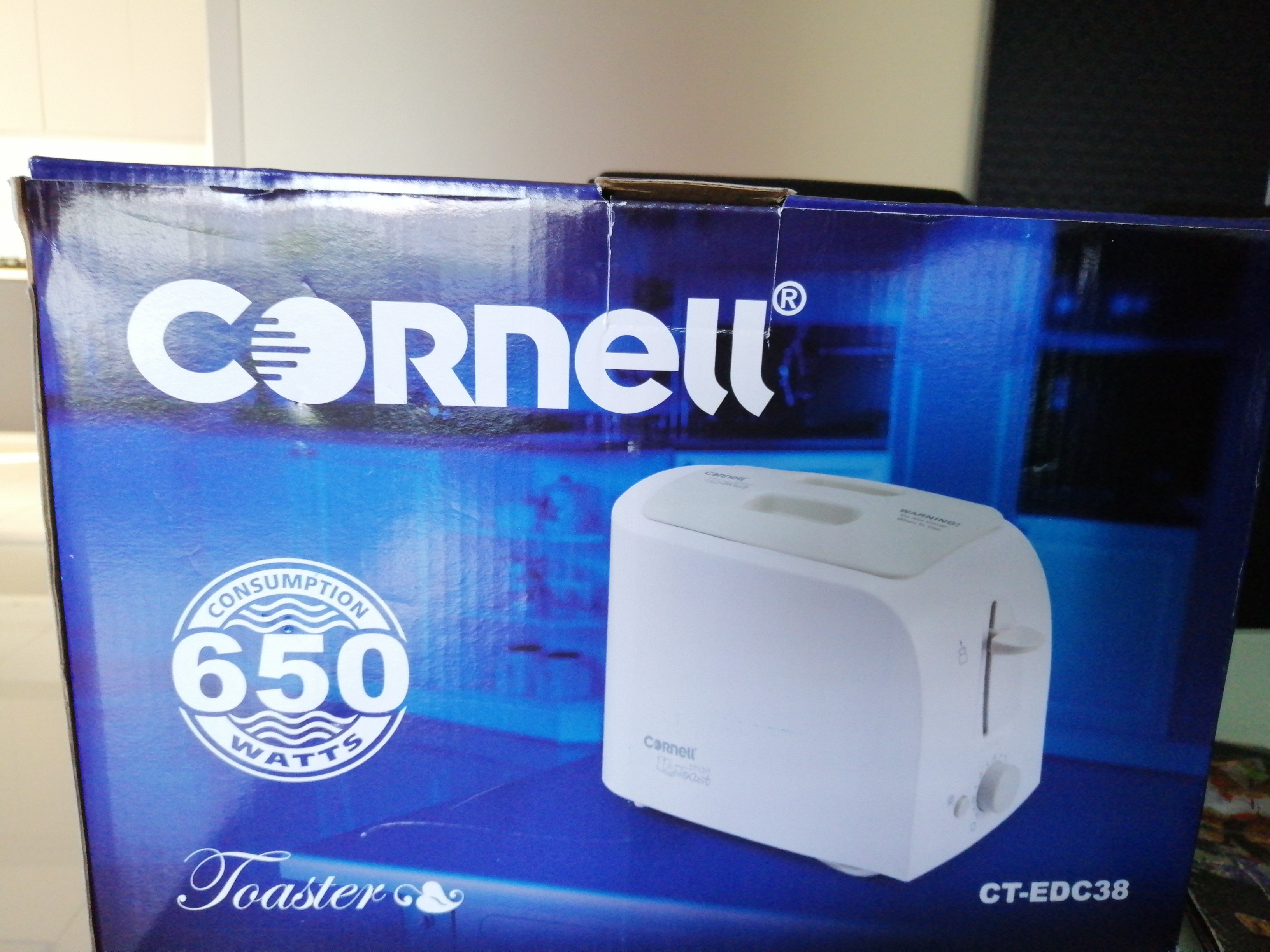Cornell Toaster, Home Appliances, Kitchenware on Carousell