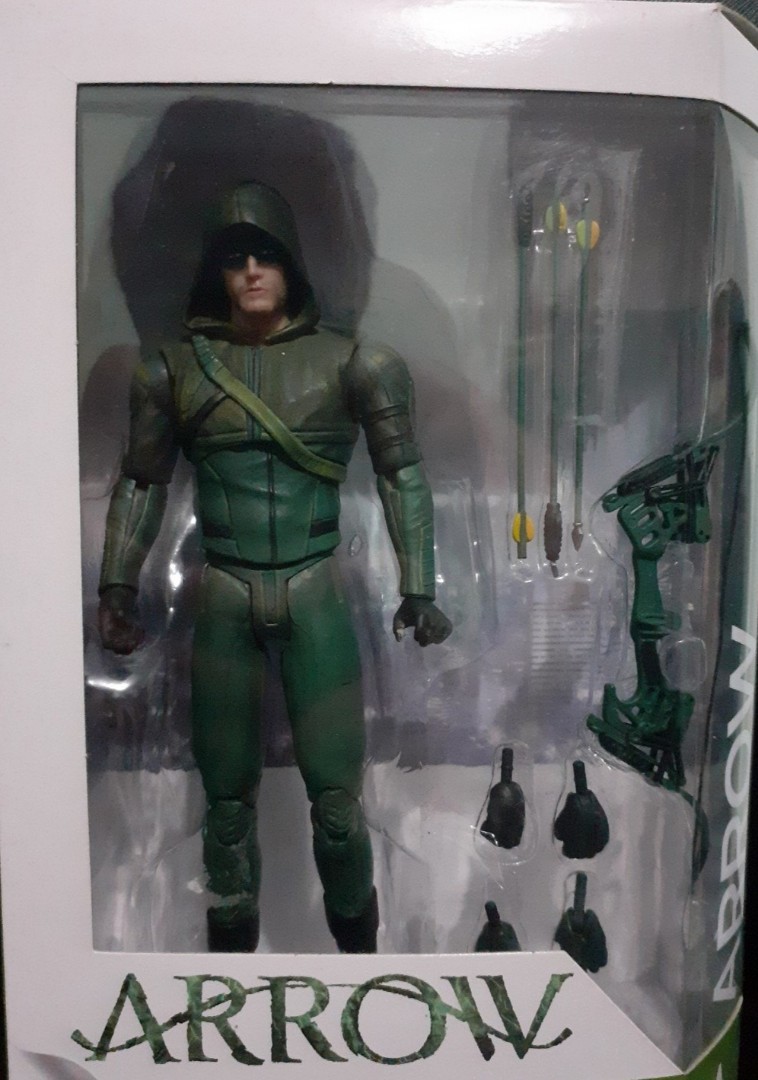 DC COLLECTIBLES CW GREEN ARROW, Hobbies & Toys, Toys & Games on Carousell