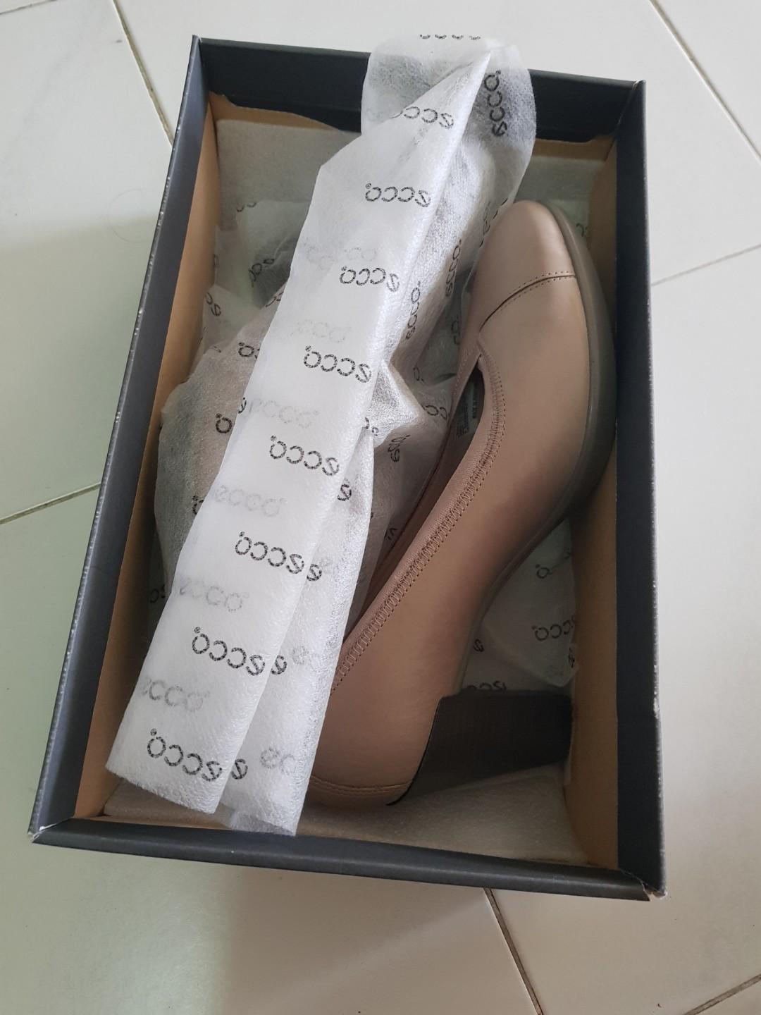 ECCO heels shape 55 plateau stack moon rock EU 38, Women's Fashion, Footwear, Heels on Carousell