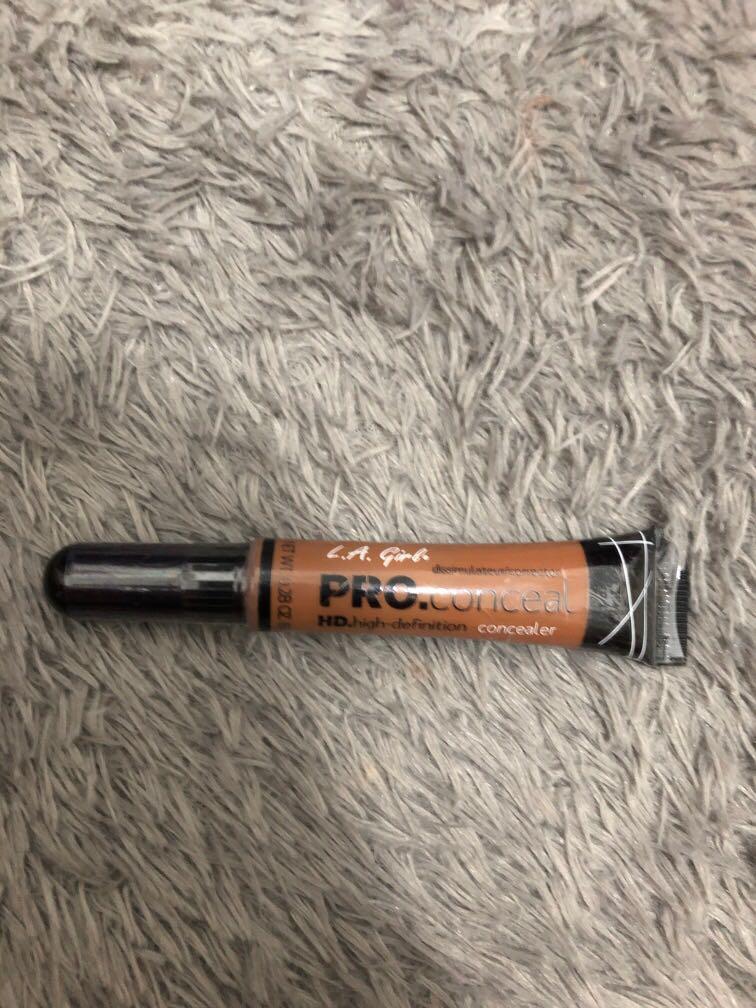La girl pro concealer shade chestnut #maunabung, Kesehatan & Kecantikan ...