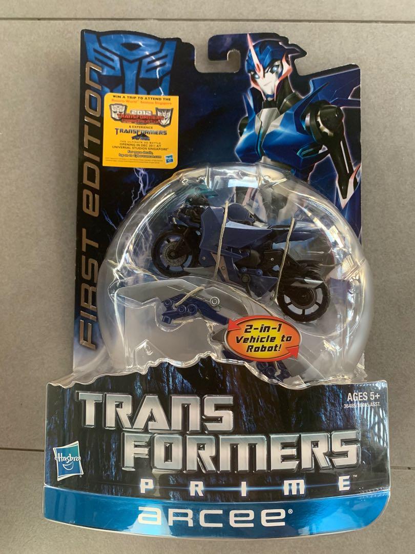 Prime Arcee First Edition Transformers Prime Tamara Tomy Hasbro RID ...