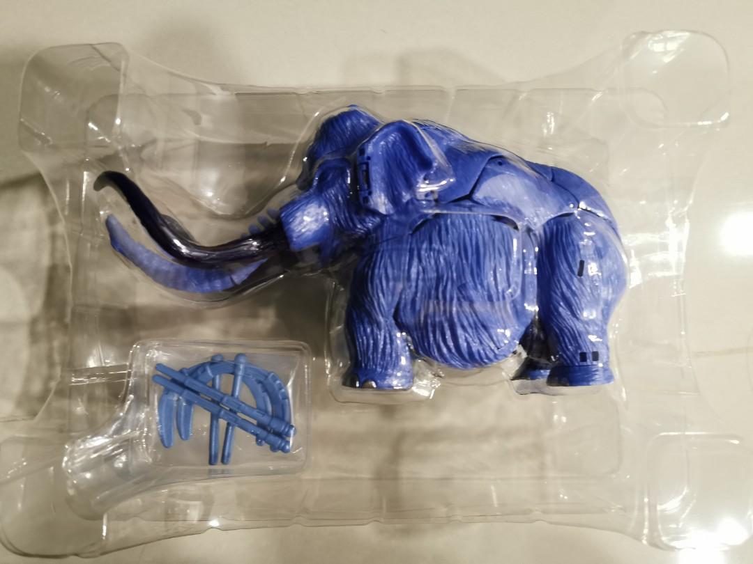 Takara Transformers Legends Blue Big Convoy mall exclusive, Hobbies ...