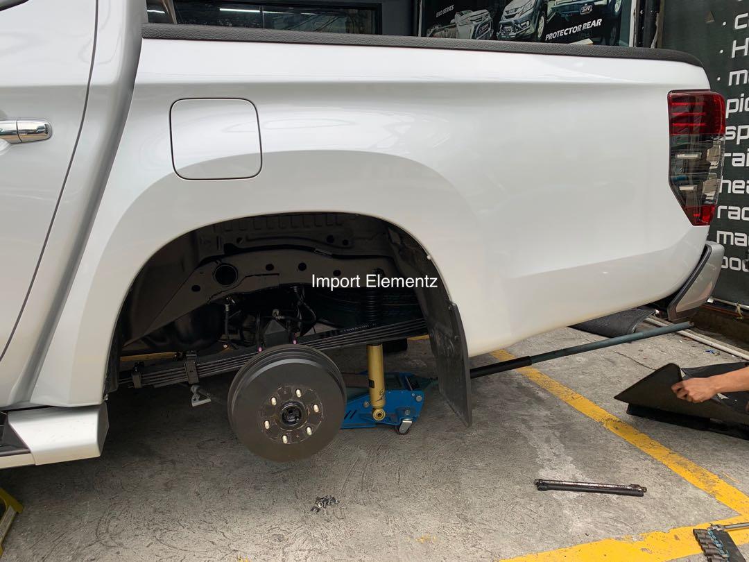 2 inch suspension lift Tjm shock absorber Coil spring Fuel mags Strada ...