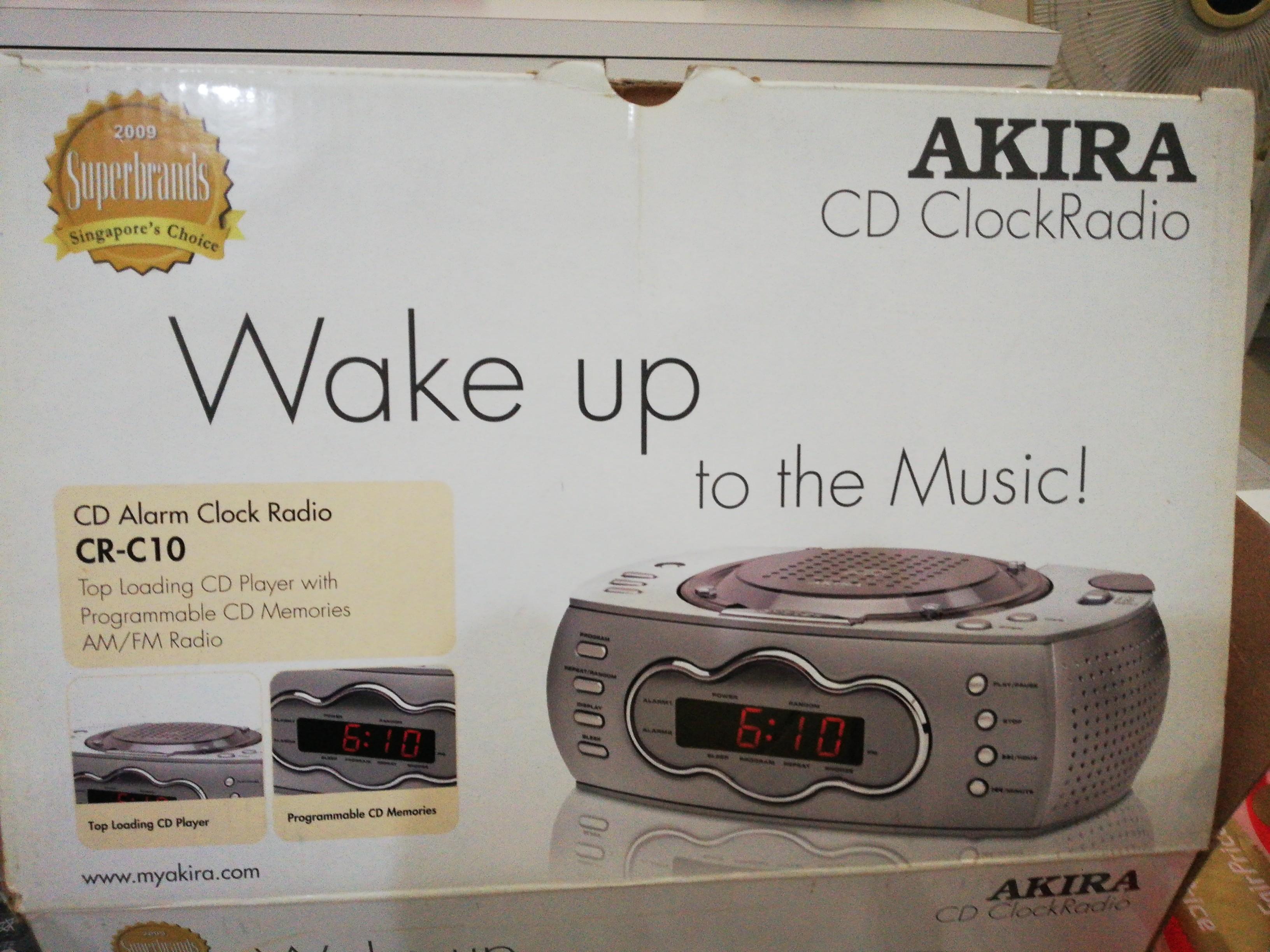 Akira clock radio cum CD player, Audio, Portable Music Players on Carousell