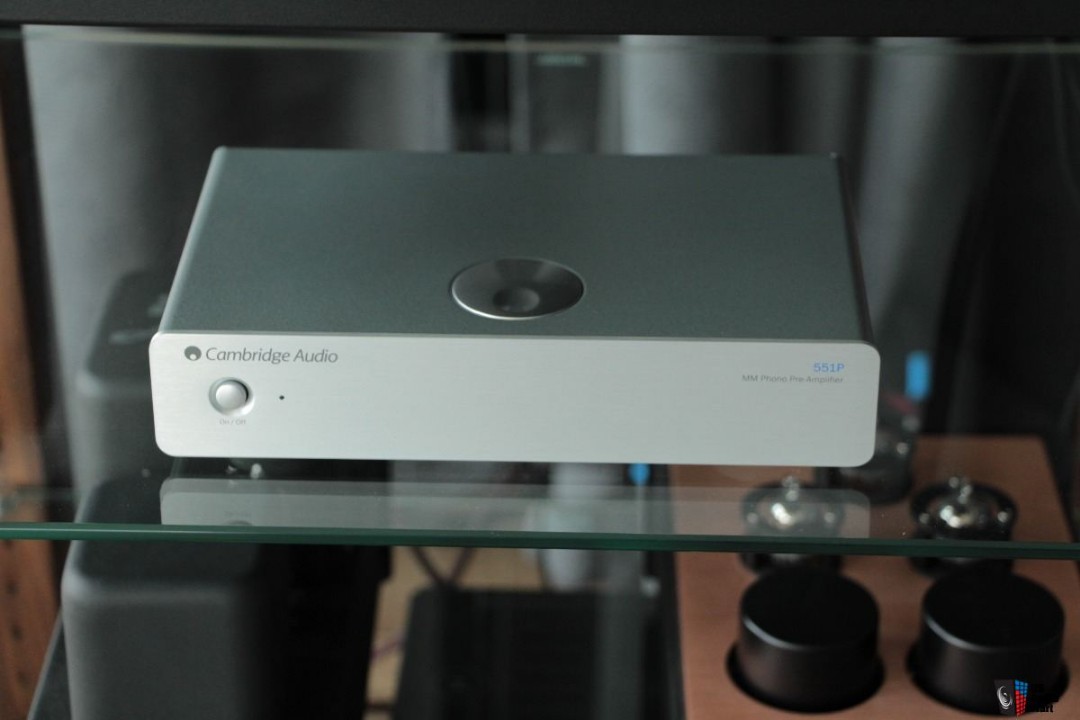 Cambridge Audio Azur 551P Phono preamplifier for moving magnet ...