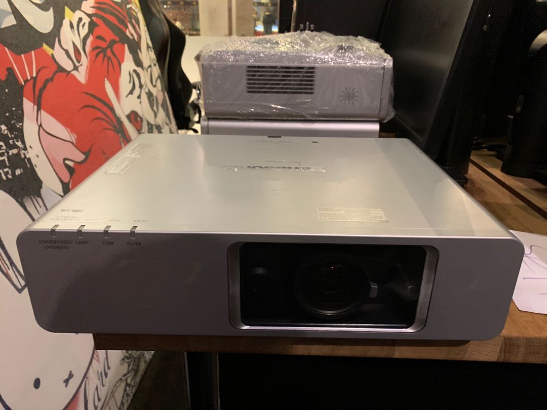 Panasonic projectors, TV & Home Appliances, TV & Entertainment ...