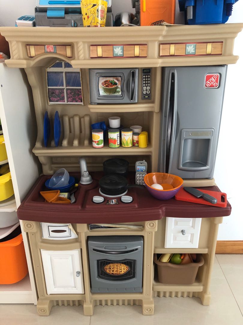 Step 2 kitchen, Babies & Kids, Baby Nursery & Kids Furniture, Kids ...
