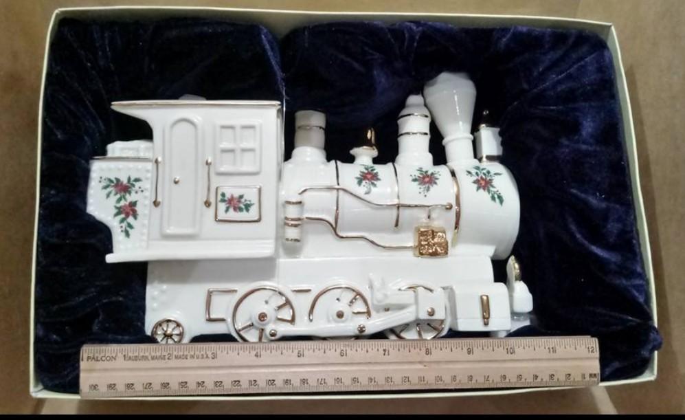 Train Ceramic Figurine, Furniture & Home Living, Home Decor, Vases ...