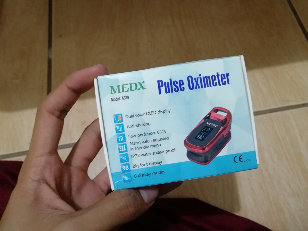 MEDX Pulse Oximeter, Computers & Tech, Parts & Accessories, Monitor ...