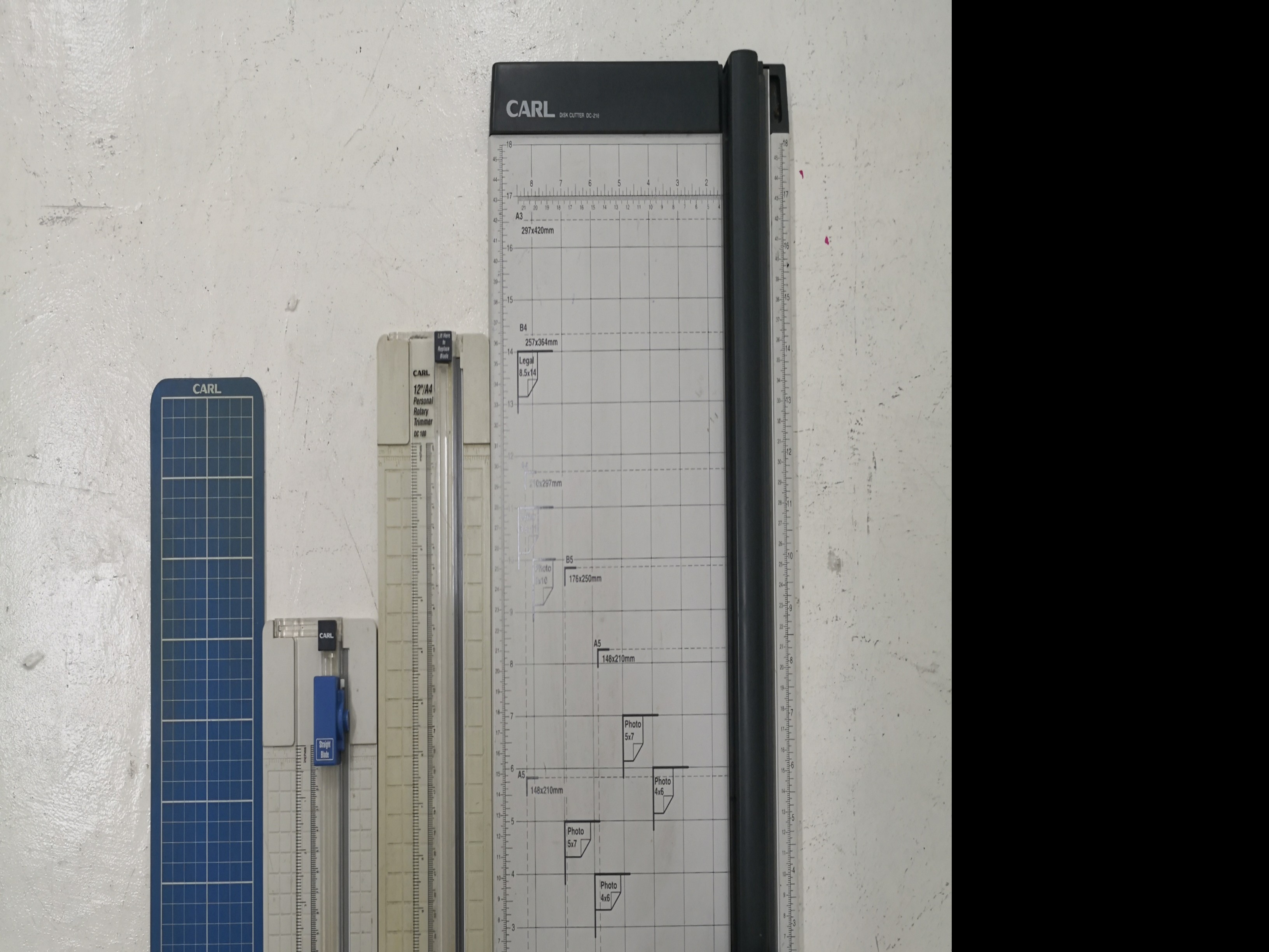 Paper Cutter - Carl disk cutters, Hobbies & Toys, Stationery & Craft ...