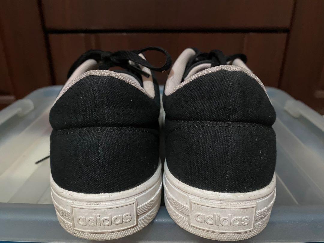 Adidas vset, Women's Fashion, Footwear, Sneakers on Carousell