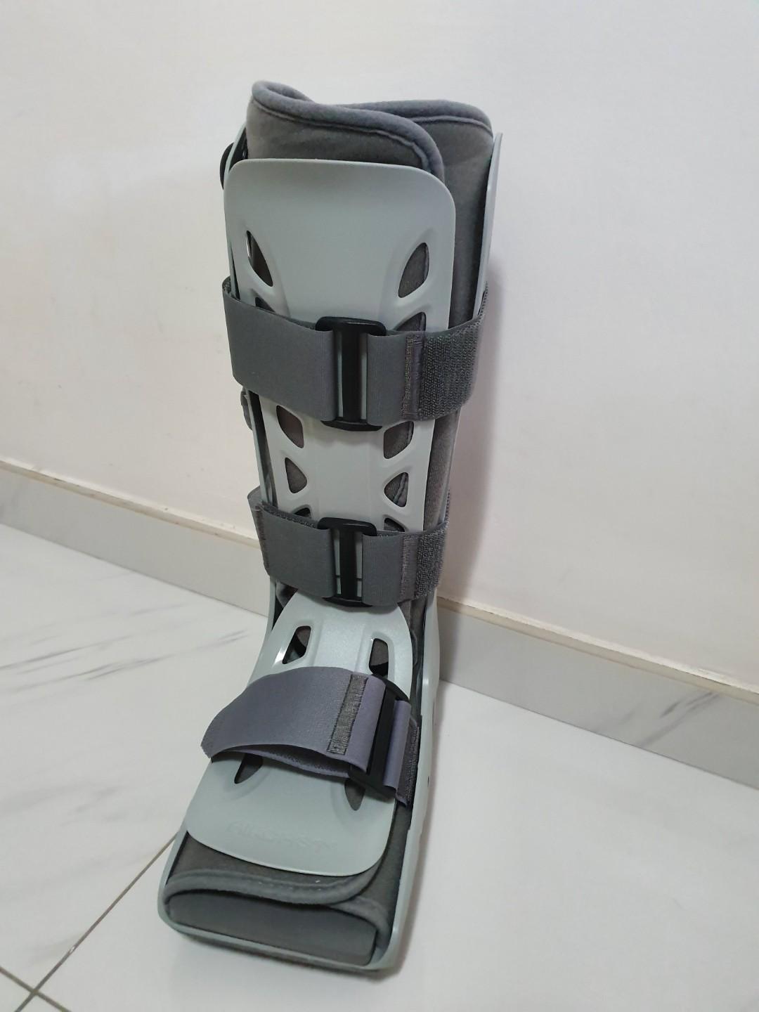 Aircast for leg injury patient, Everything Else on Carousell