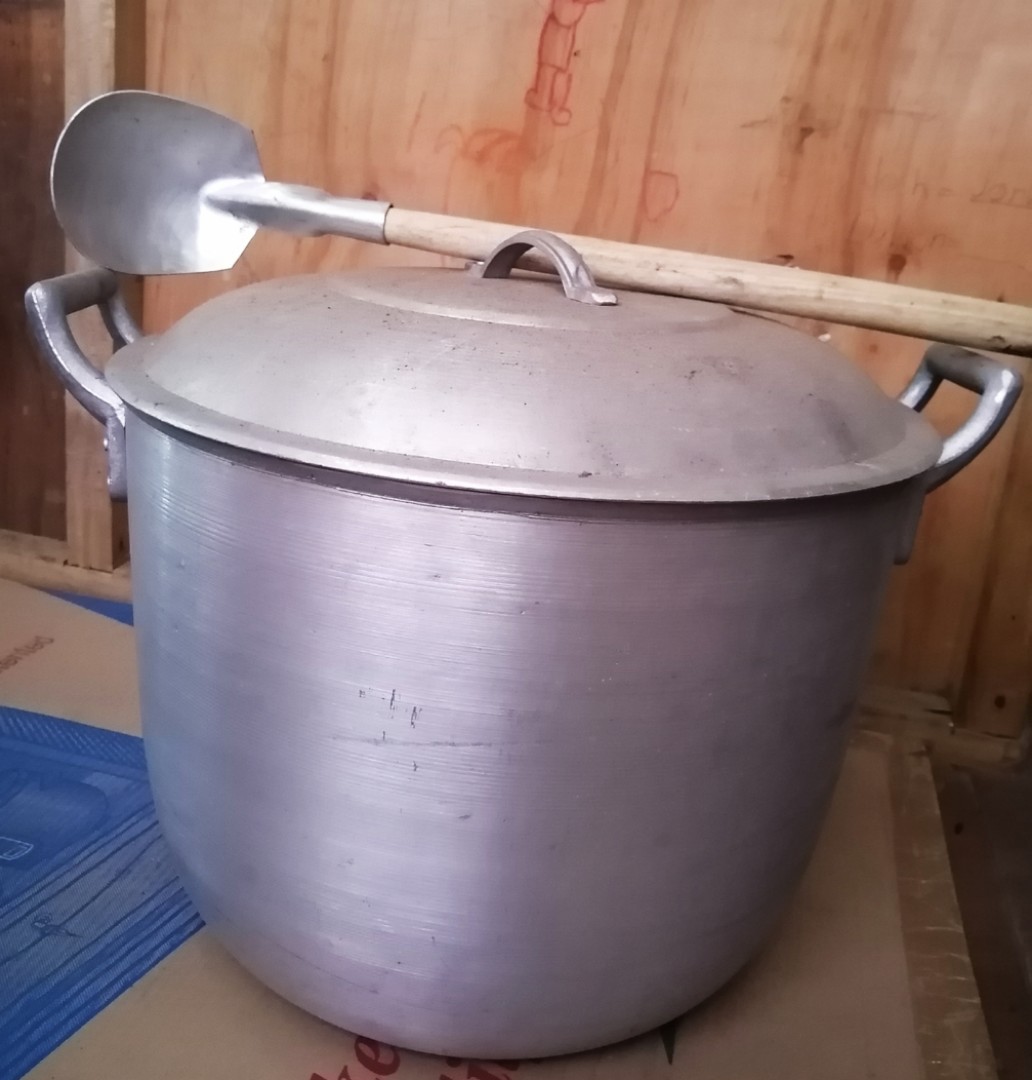 Big Caldero, Furniture & Home Living, Cleaning & Homecare Supplies ...