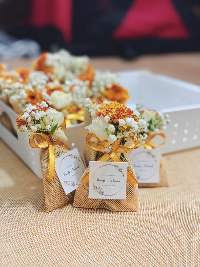 Bunga Rampai, Hobbies & Toys, Stationery & Craft, Flowers & Bouquets on ...