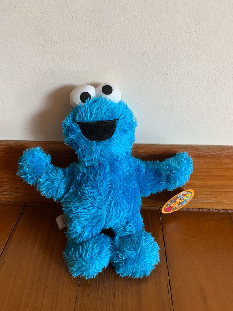 Mini elmo soft toy, Hobbies & Toys, Toys & Games on Carousell