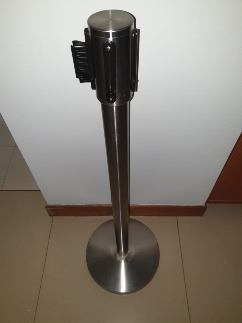 Queue Pole (Retractable Black Tape), Mobile Phones & Gadgets, Mobile ...