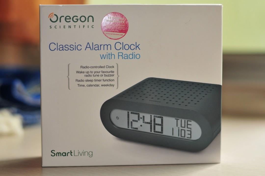 Oregon Scientific Classic Alarm Clock with Radio, Furniture & Home ...