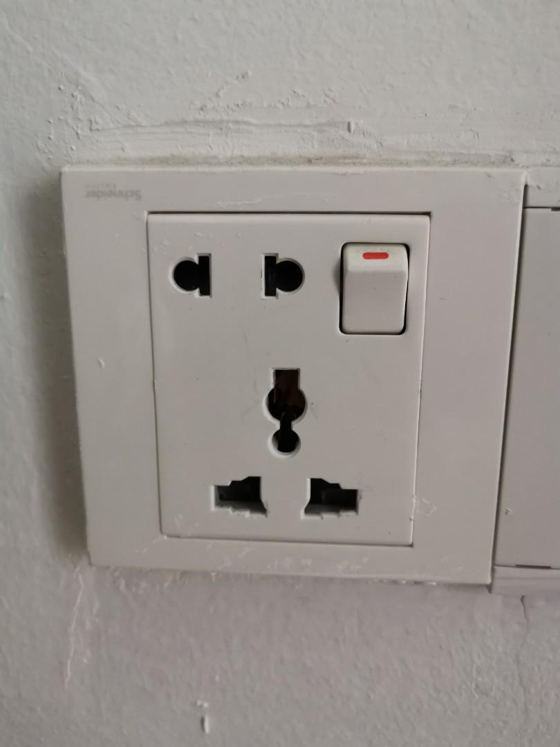 Schneider Power Socket (universal), TV & Home Appliances, Electrical ...