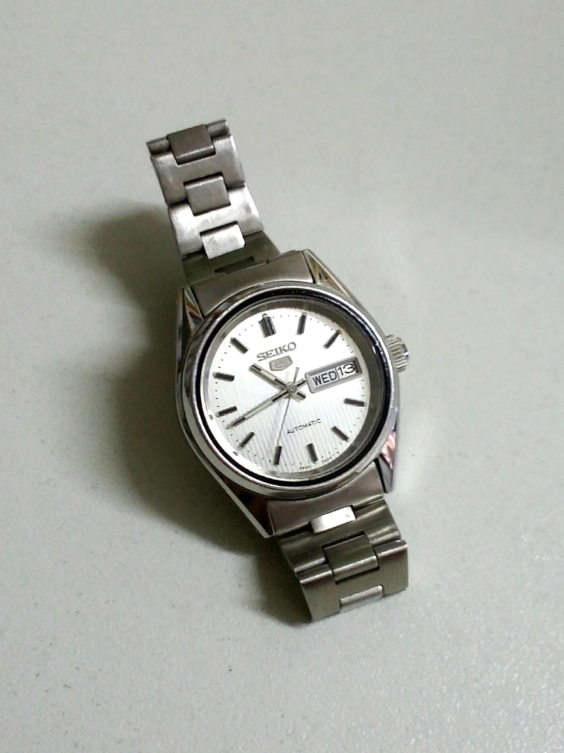 SEIKO Lady's Watch, Women's Fashion, Watches & Accessories, Watches on ...