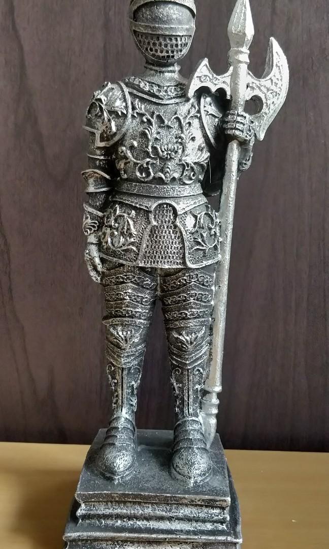 Silver Medieval Armored Roman Knights statue figurine, Hobbies & Toys ...