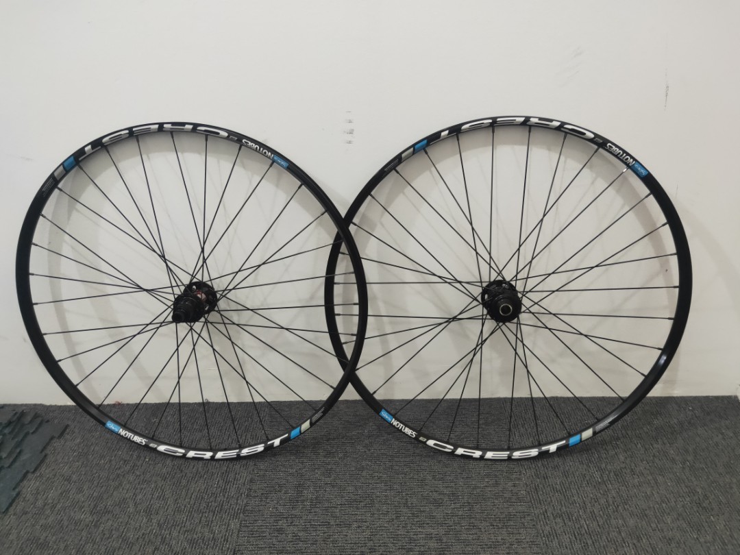 29er ZTR Crest with DT240 hubs, Sports Equipment, Bicycles & Parts ...