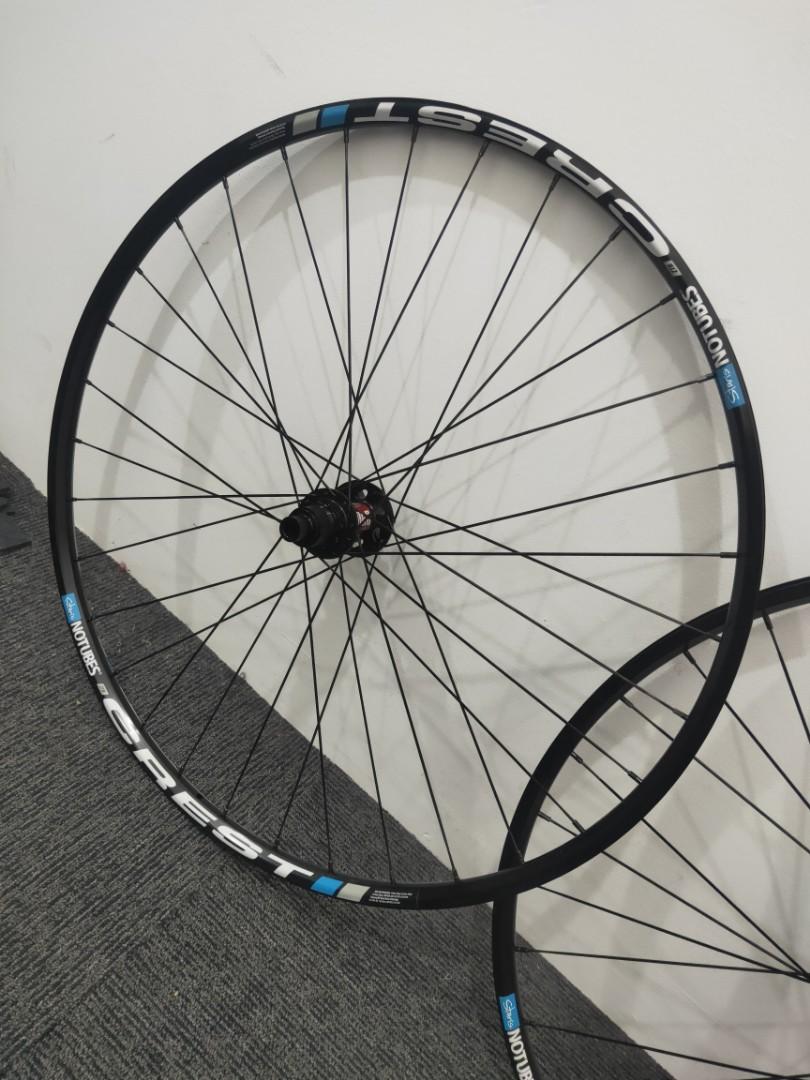 29er ZTR Crest with DT240 hubs, Sports Equipment, Bicycles & Parts ...