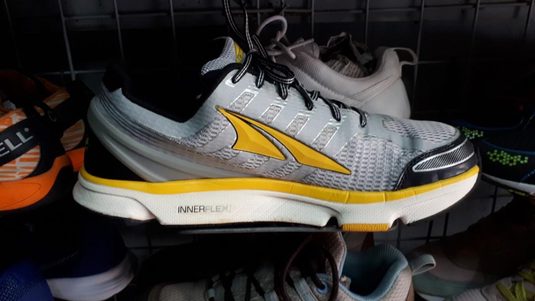 Altra Provision 2.5, Men's Fashion, Footwear, Sneakers on Carousell