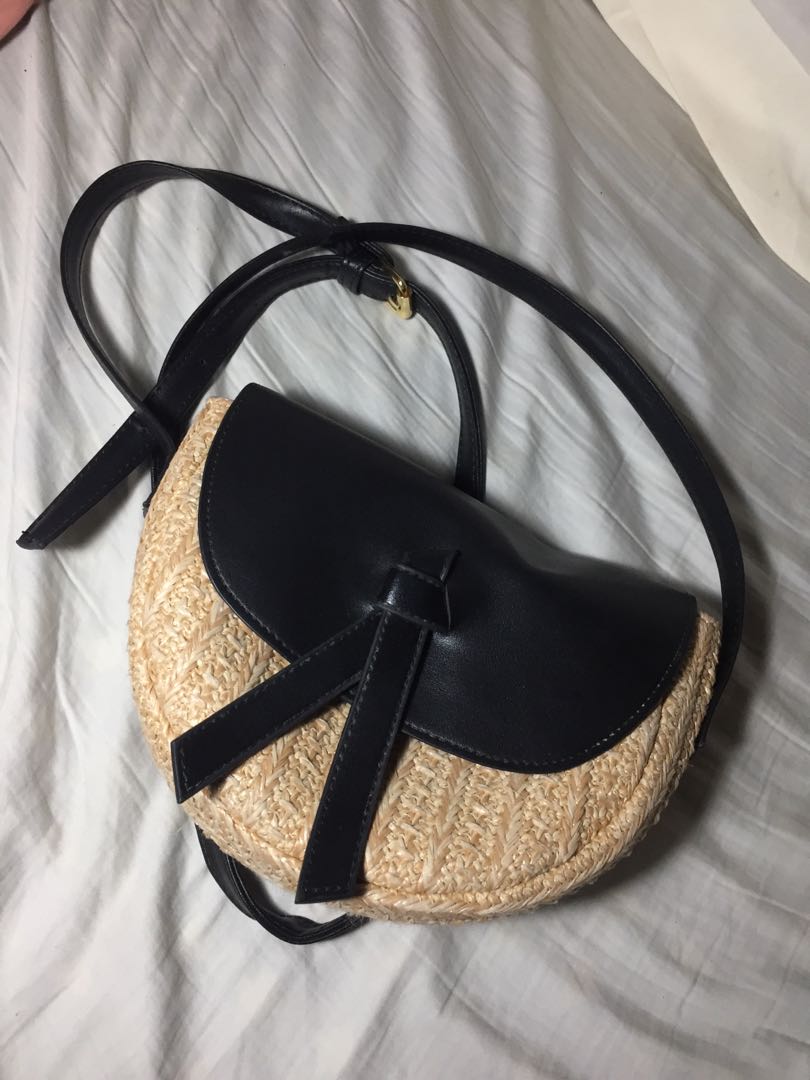 Anko Sling Bag, Women's Fashion, Bags & Wallets, Cross-body Bags on ...