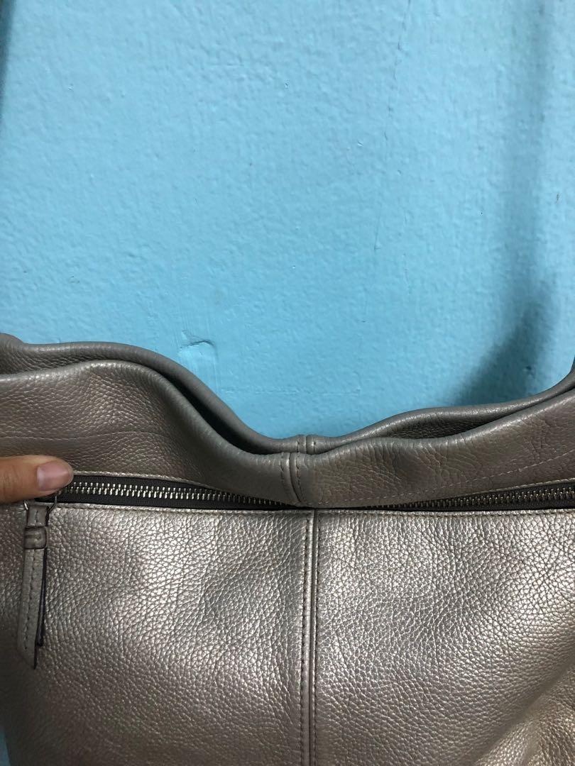 COACH F15064 Duffel Shoulder Bag Leather, Luxury, Bags & Wallets on ...