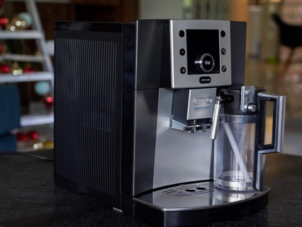 Delonghi Perfecta Cappuccino Fully Automatic Coffee Machine, TV & Home ...