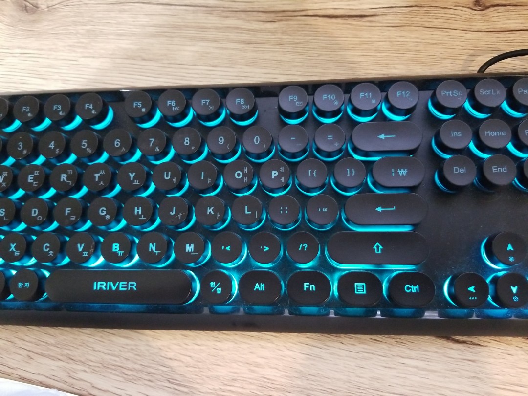 Key board iriver. Lights up, Computers & Tech, Parts & Accessories ...