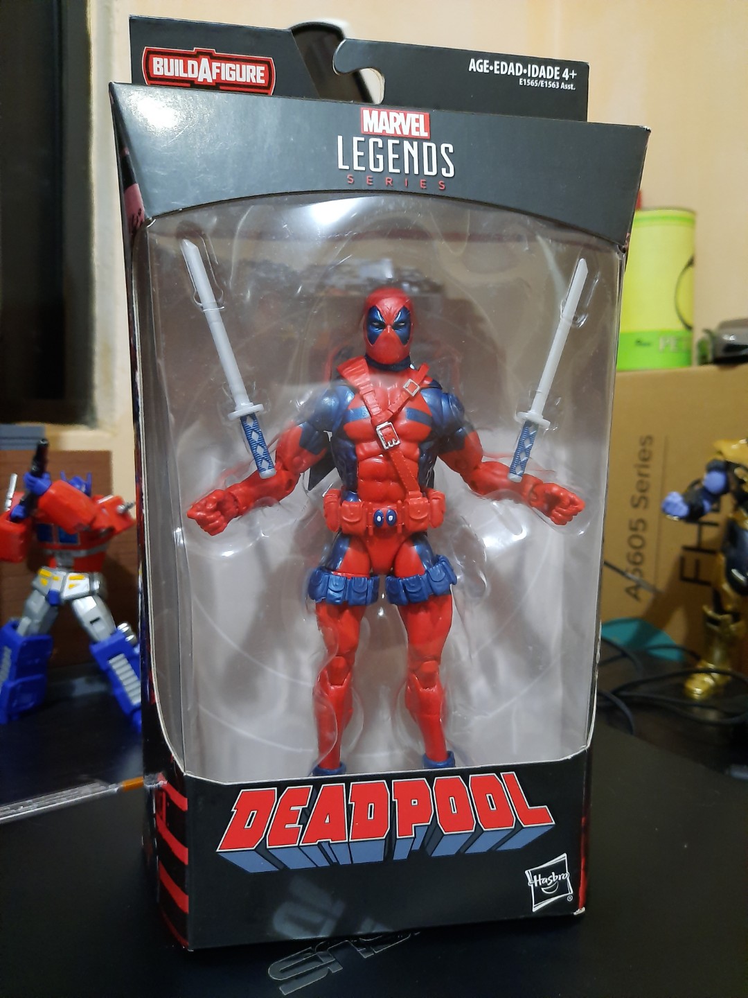 Marvel Legends Deadpool 80th Anniversary, Hobbies & Toys, Toys & Games ...
