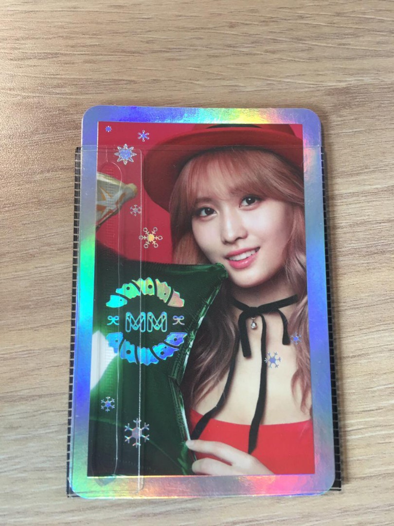 TWICE MOMO PHOTOCARD, Hobbies & Toys, Memorabilia & Collectibles, K ...