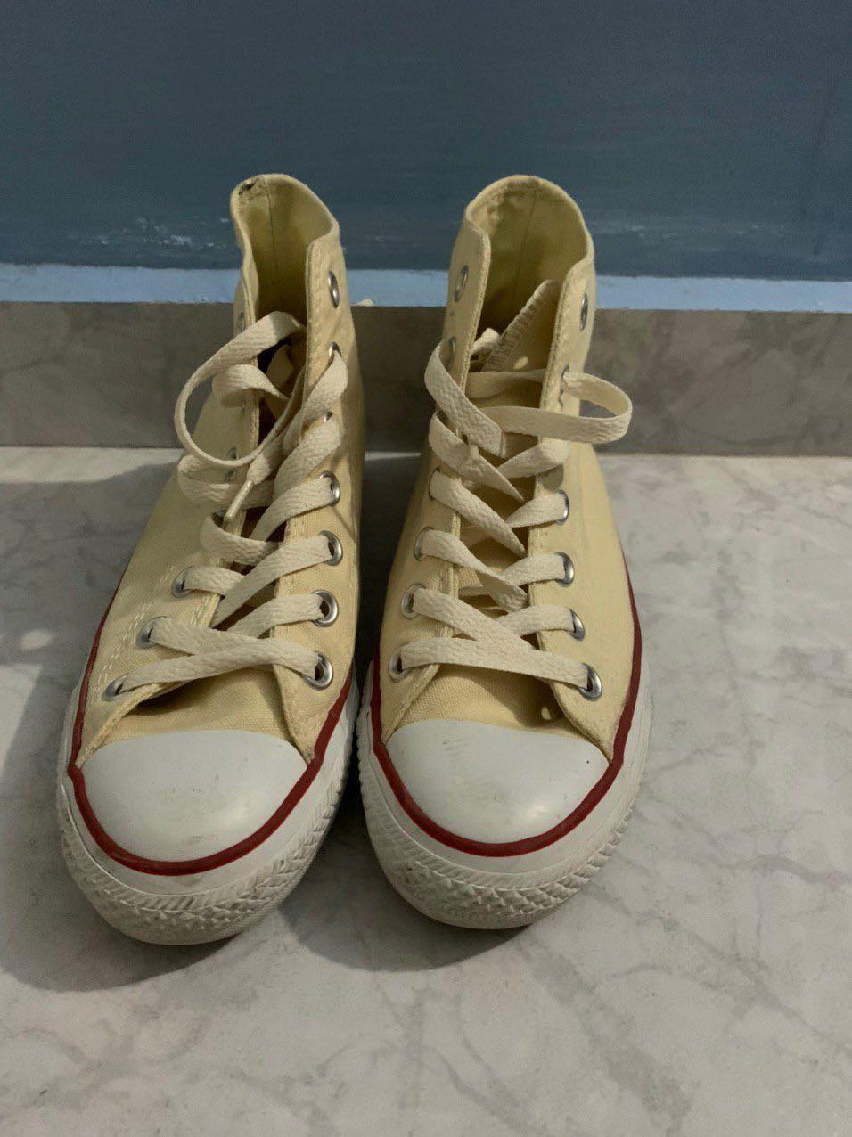 Converse High Cut, Women's Fashion, Footwear, Sneakers on Carousell