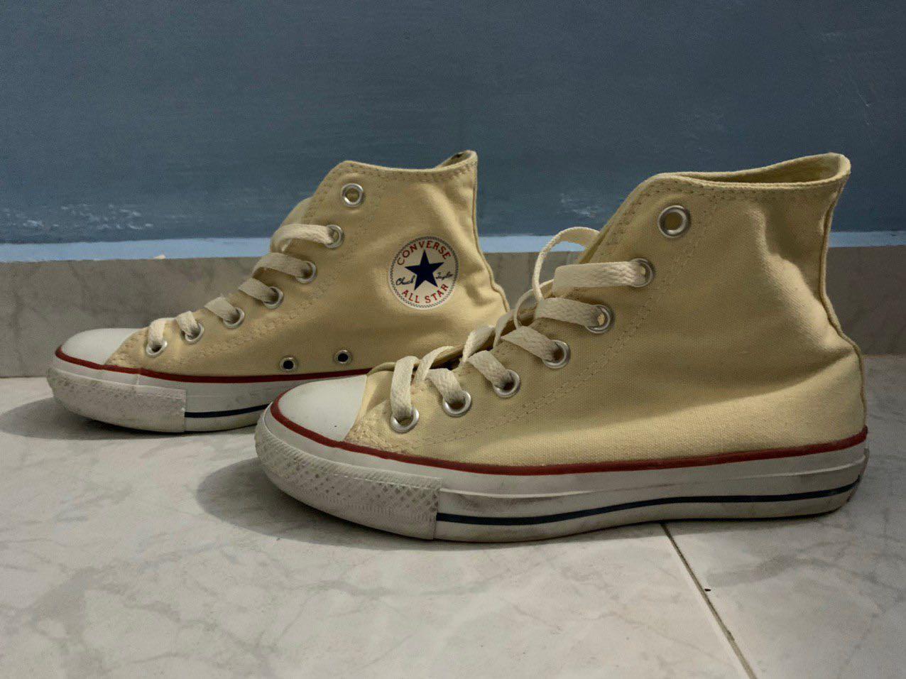 Converse High Cut, Women's Fashion, Footwear, Sneakers on Carousell