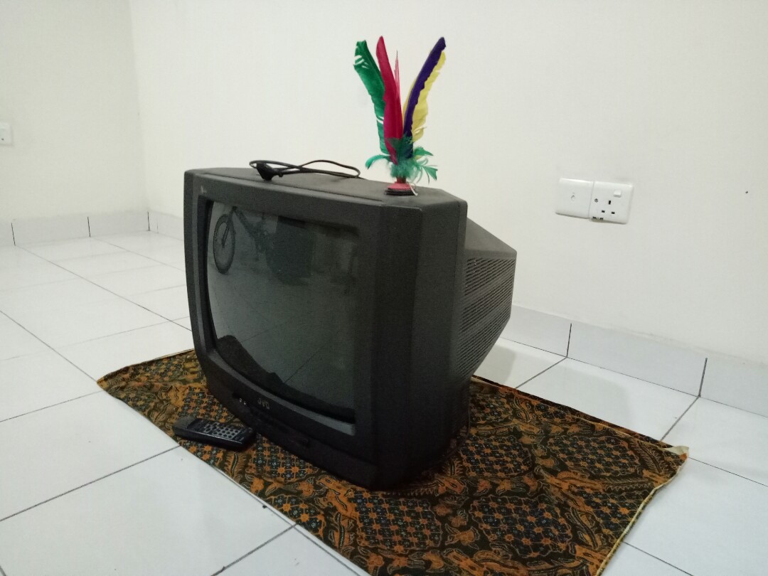 JVC TV 14", TV & Home Appliances, TV & Entertainment, TV on Carousell