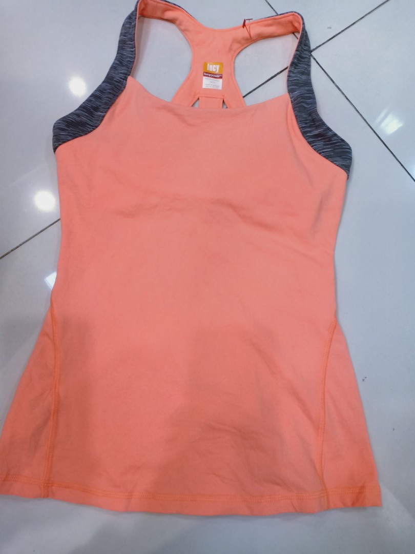 Lucy, Men's Fashion, Activewear on Carousell