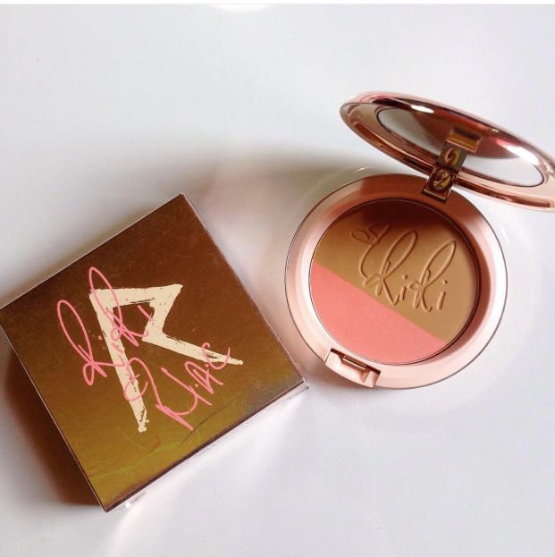 MAC RiRi HEARTS MAC "HIBISCUS KISS" POWDER BLUSH DUO, Beauty & Personal ...