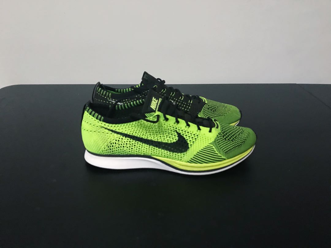 Nike Flyknit Racer Volt OG, Men's Fashion, Footwear, Sneakers on Carousell