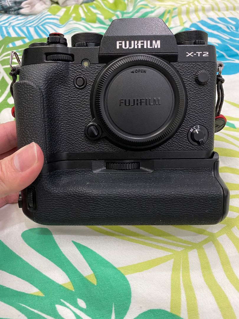 Fujifilm XT-2, Photography, Cameras on Carousell