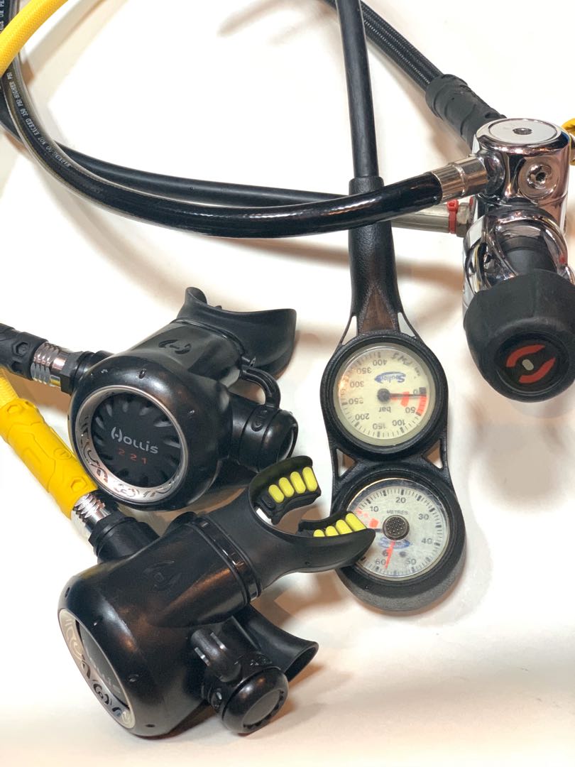 Hollis regulator set, Sports Equipment, Sports & Games, Water Sports on ...