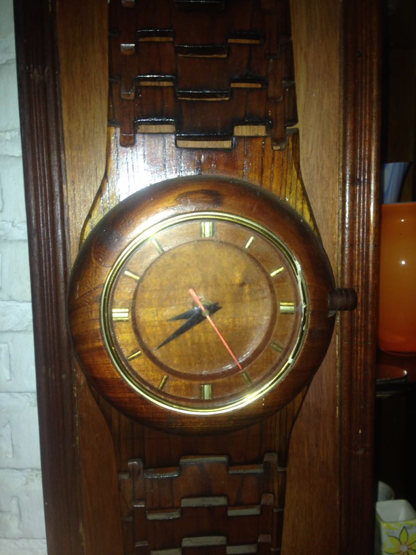 Jam Vintage Dinding, Antik, Jam & Perhiasan di Carousell