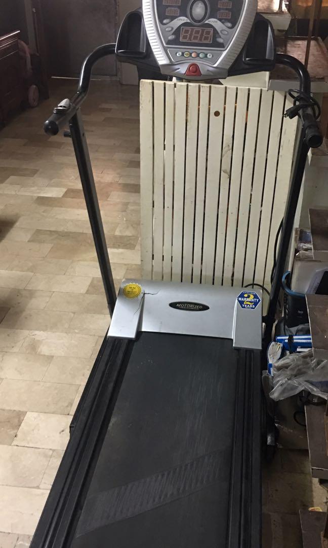 Rush Treadmill (Motorized Authomatic), Sports Equipment, Exercise ...