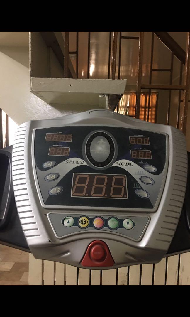 Rush Treadmill (Motorized Authomatic), Sports Equipment, Exercise ...