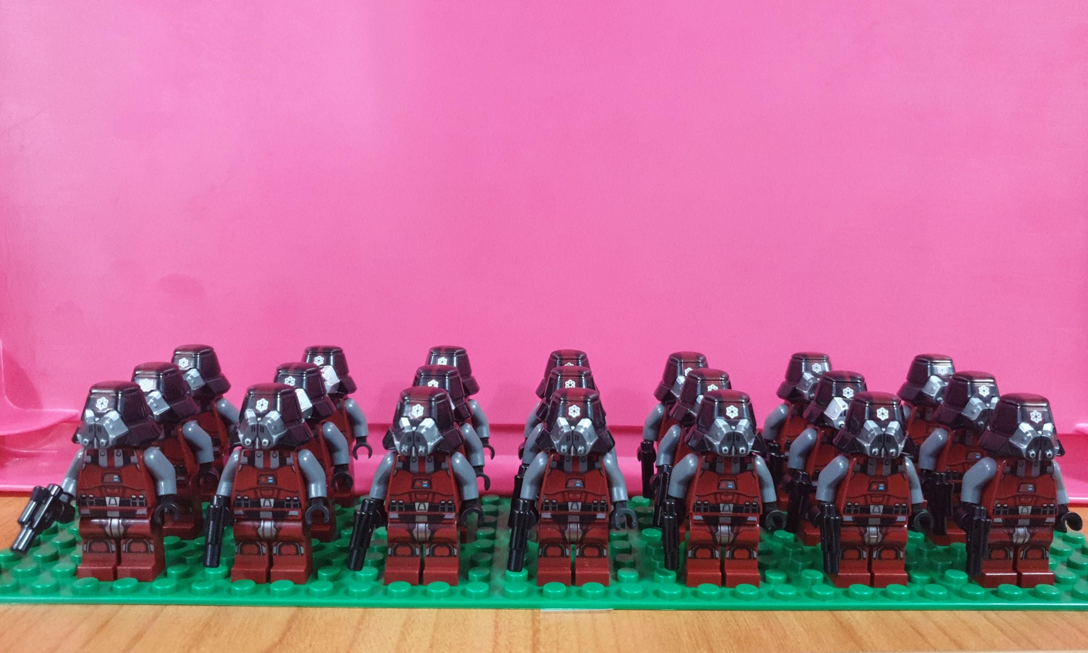 Authentic Lego Sith Troopers Red Outfit Minifig, Hobbies & Toys, Toys ...